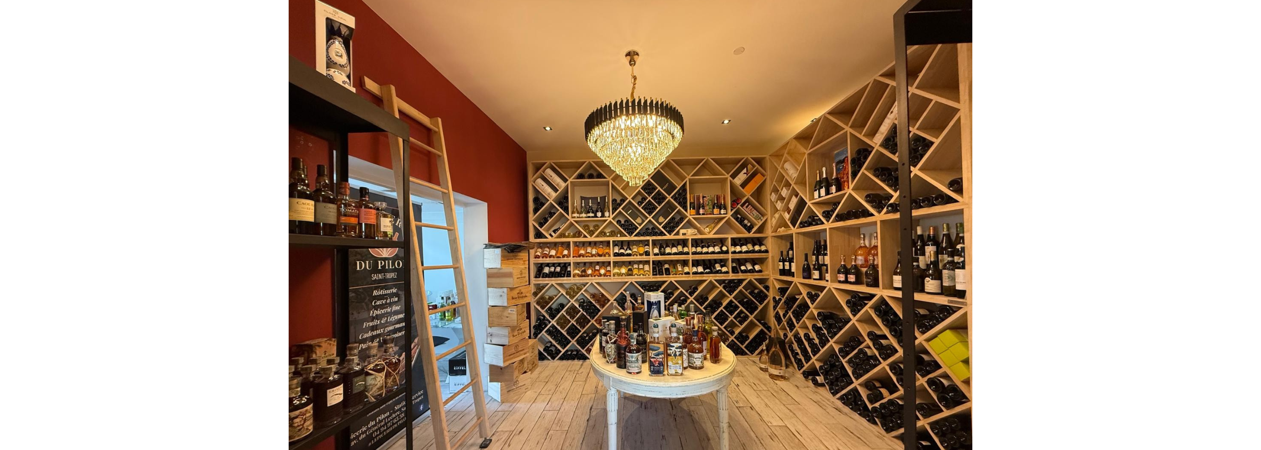 Station & Epicerie du Pilon - Saint-Tropez Tourisme